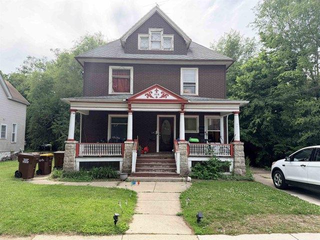 1715 7th St, Rockford, IL 61104