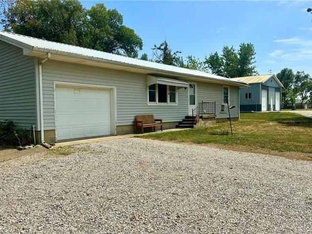 17165 S 1200 Rd, Nevada, MO 64772