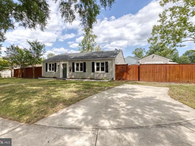 1716 Manning