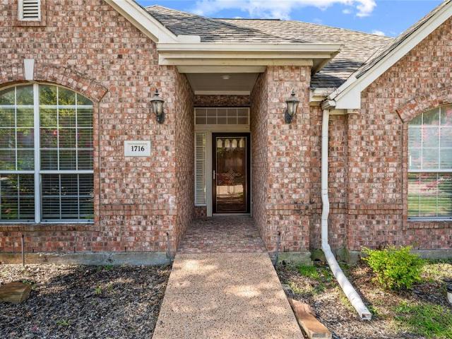 1716 Mapleleaf Falls Drive