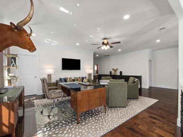1716 Ashland Ave, Fort Worth, TX 76107 | MLS #20945
