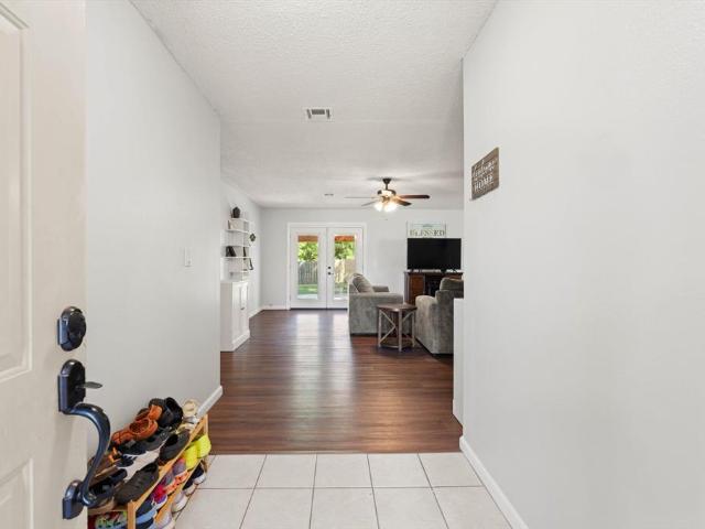 1716 E Shady Creek Drive