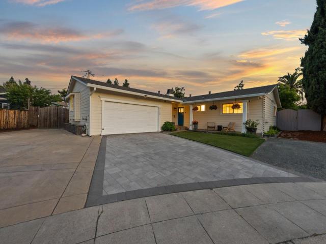 1716 Lollie Court