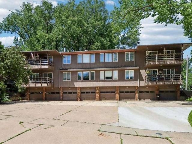 1716 Pikes Peak Ct NE, Cedar Rapids, IA 52402