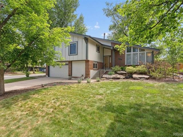 1716 S Newark Ct, Aurora, CO 80012