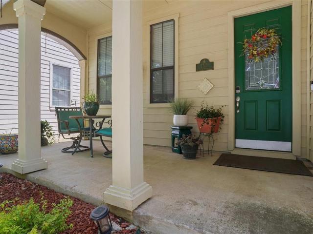 1716 Spanish Moss Way