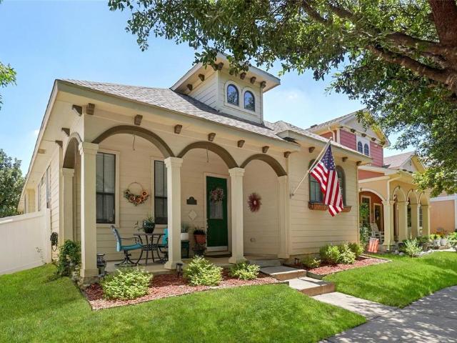 1716 Spanish Moss Way, Savannah, TX 76227 | MLS #21203