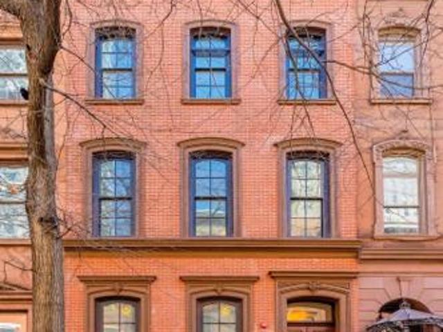 1716 Spruce St #4, Philadelphia, PA 19103