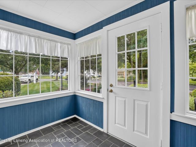 1716 Tecumseh River Road