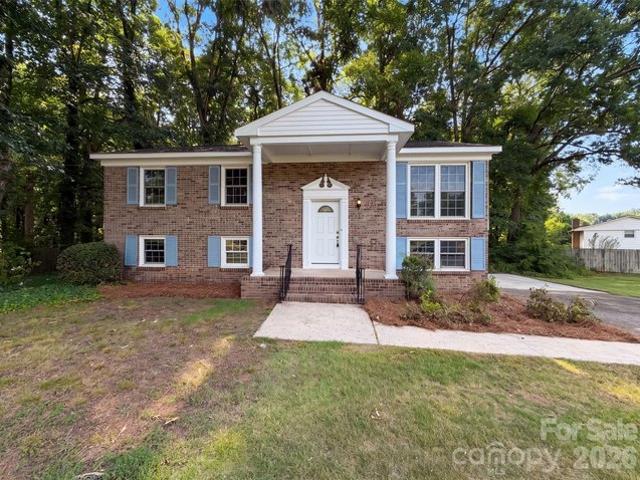 1716 Timberlane St, Gastonia, NC 28054