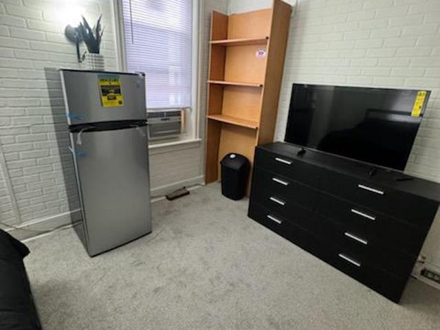1716 W Erie Avenue # 3