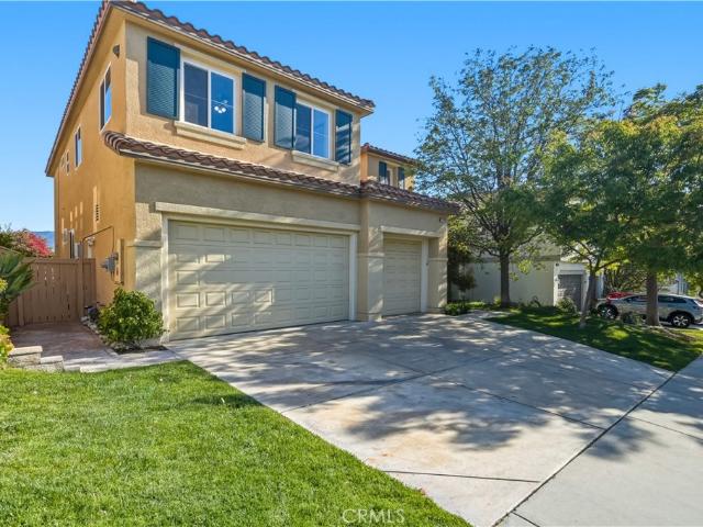 17178 Crest Heights Dr, Canyon Country, CA 91387 | MLS #SR26085 | Compass