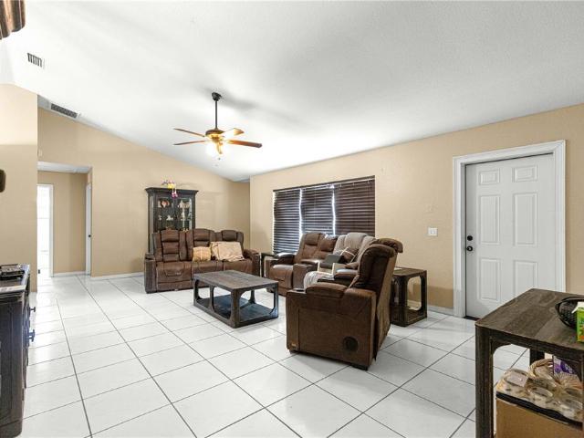 17179 SW 41st Cir, Ocala, FL 34473 | MLS #OM716240