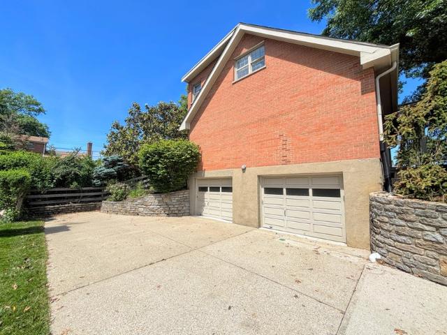 1717 Mount Vernon Drive