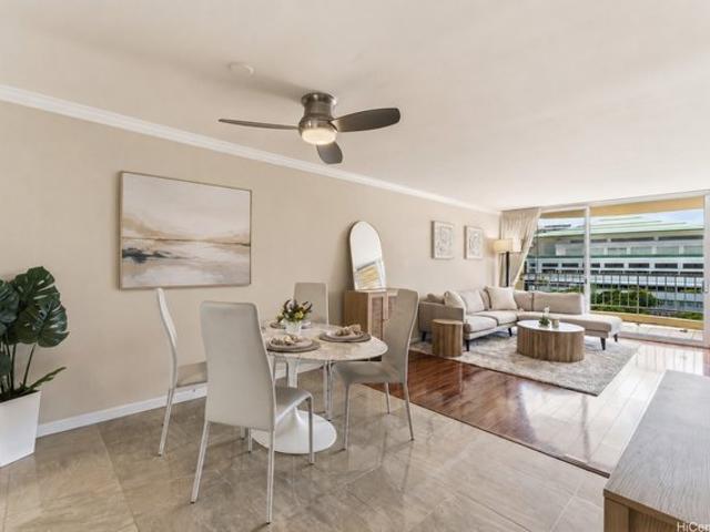 1717 Ala Wai Blvd Apt 804, Honolulu, HI 96815