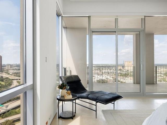 1717 Arts Plz Apt 2112, Dallas, TX 75201