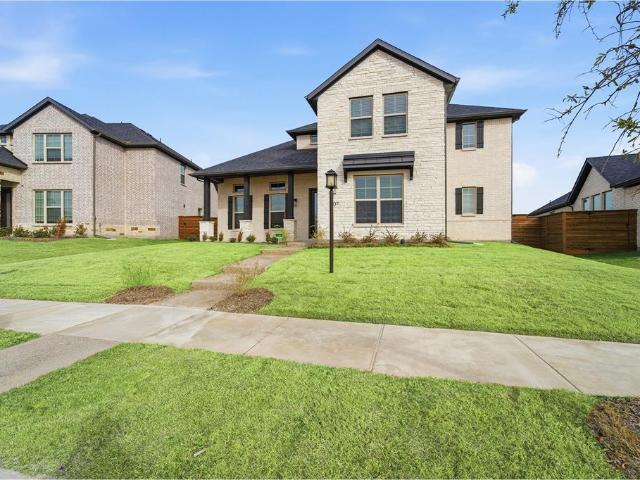 1717 Blossom Trail