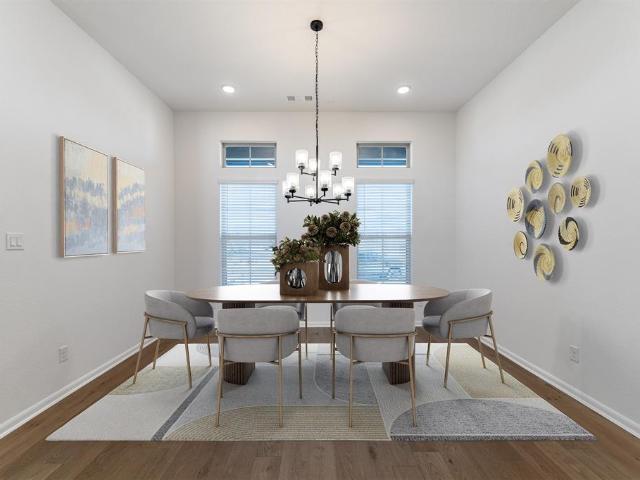 1717 Blossom Trail