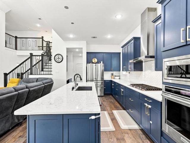 1717 Canals Drive