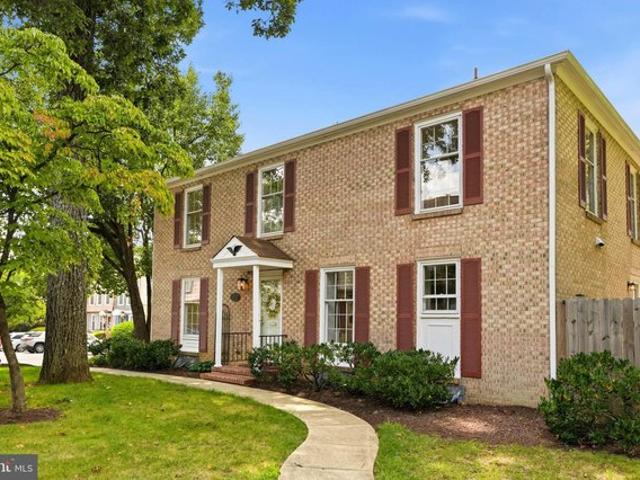 1717 Dana St, Crofton, MD 21114
