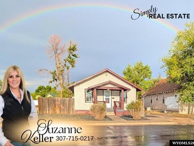 1717 E B St, Torrington, WY 82240
