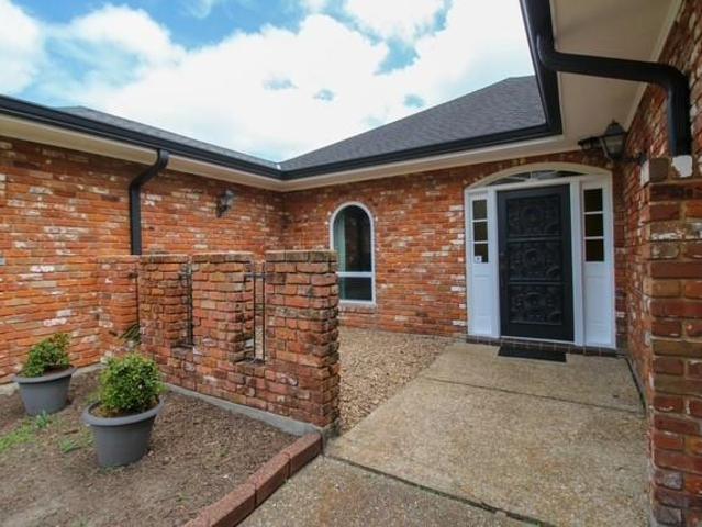 1717 Emily St, Metairie, LA 70001 | MLS #2552 | Compass