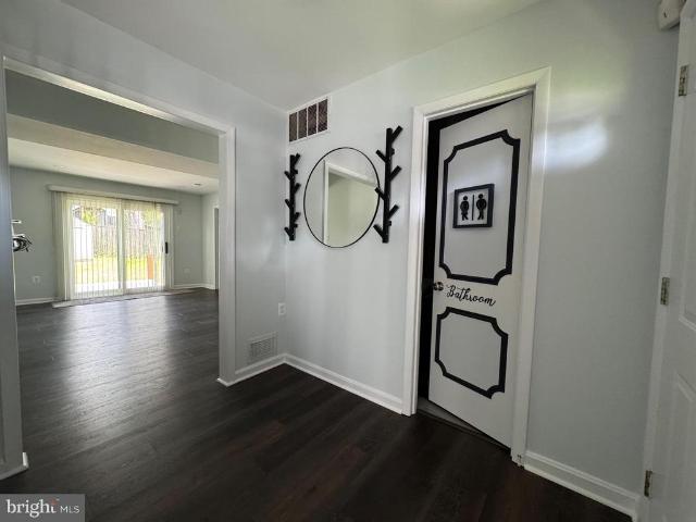 1717 Fallsway Drive