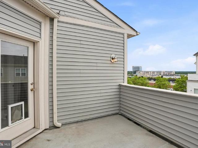 1717 Fieldstone Court # 8