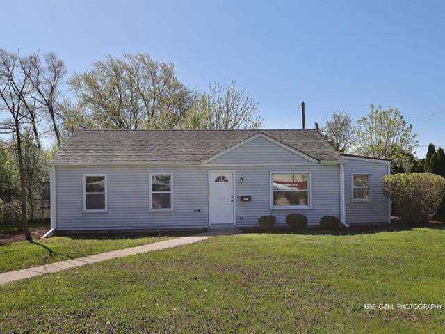 1717 Lyons Ct, Waukegan, IL 60085