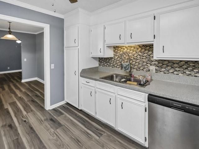 1717 Lacy St, West Columbia, SC 29169