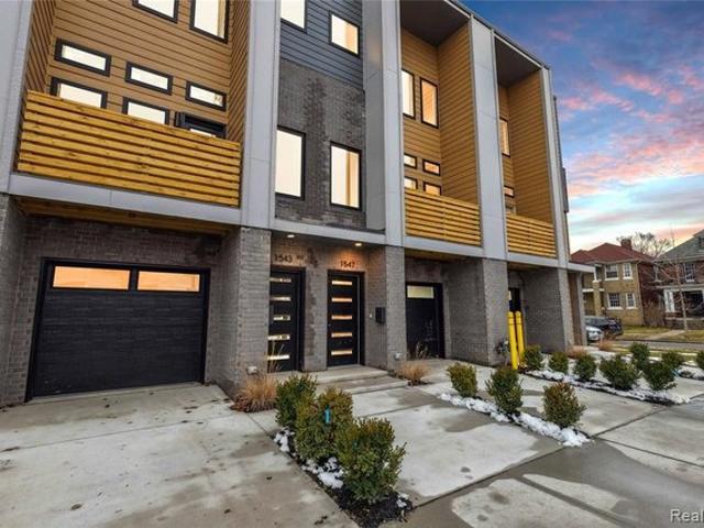 1717 Pallister St Unit P26, Detroit, MI 48206