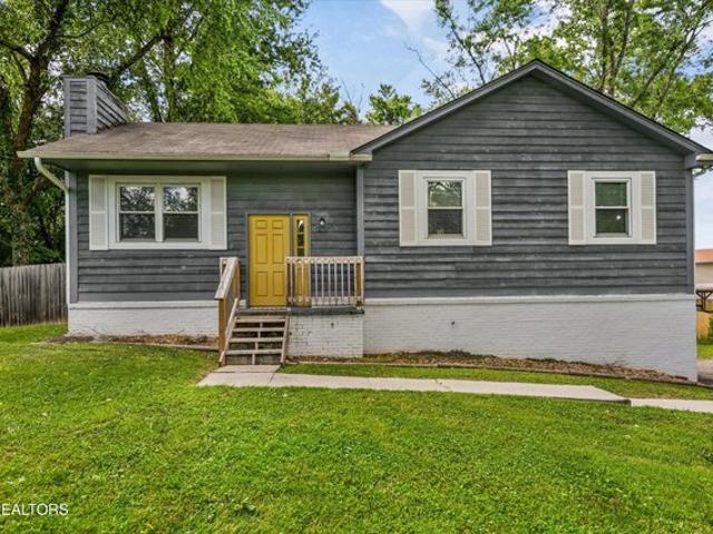 1717 Penwood Dr, Knoxville, TN 37922