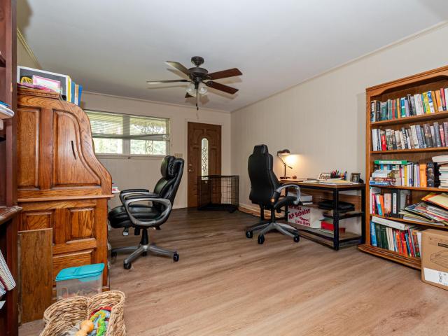 1717 Pineview