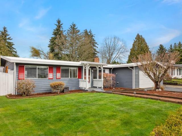 1717 rd St SW, Lynnwood, WA 98087