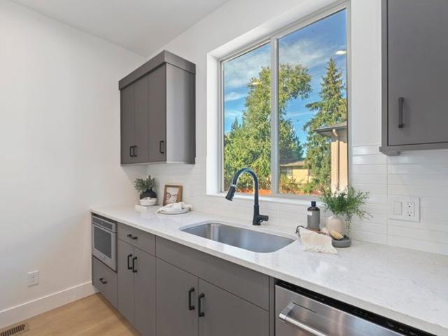 1717 S Federal Way, Boise, ID 83705