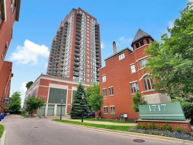 1717 S Prairie Ave Apt 704, Chicago, IL 60616