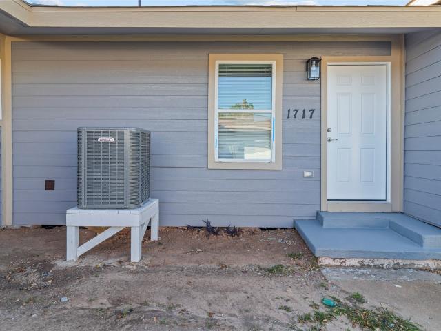 1717 W 4th St, Freeport, TX 77541 | MLS #4210 | Compass
