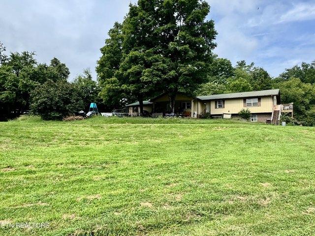 1717 W Raccoon Valley Dr, Heiskell, TN 37754