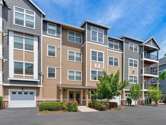 17181 SW Snowdale St Unit 306, Beaverton, OR 97007