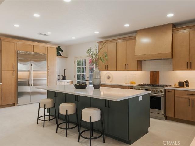 17182 Hillside Circle