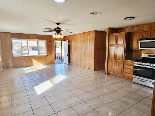 17184 Fenton Dedeaux Road
