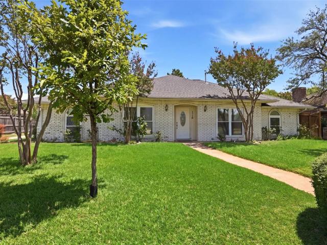 1718 Merrimac Trail