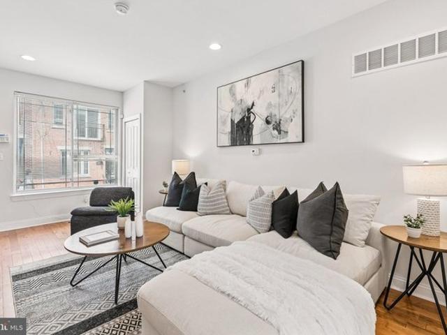 1718 Annin St, Philadelphia, PA 19146