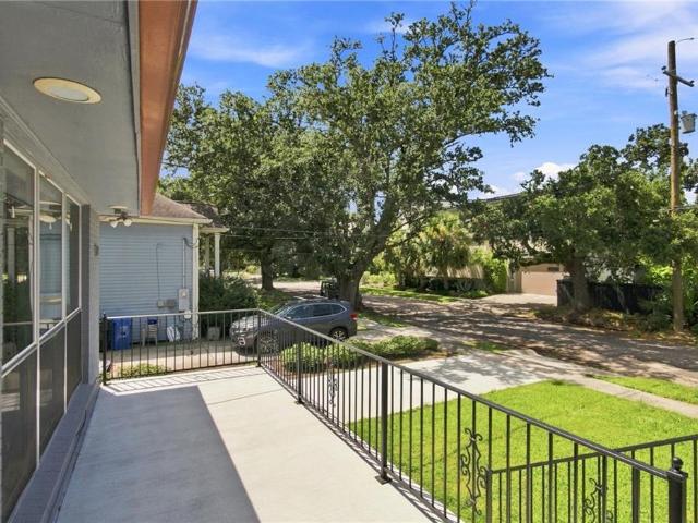 1718 Burbank Drive