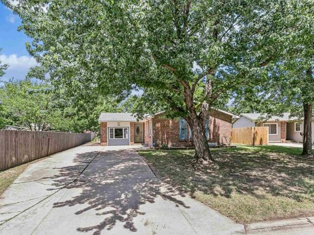 1718 E Charleston St, Park City, KS 67219