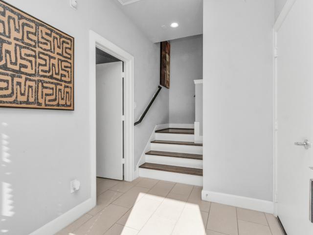 1718 Eado Point Lane