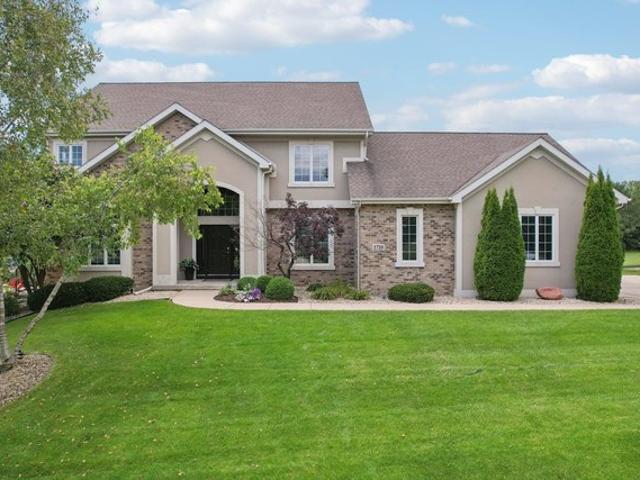 1718 Hidden Hill Dr, Verona, WI 53593