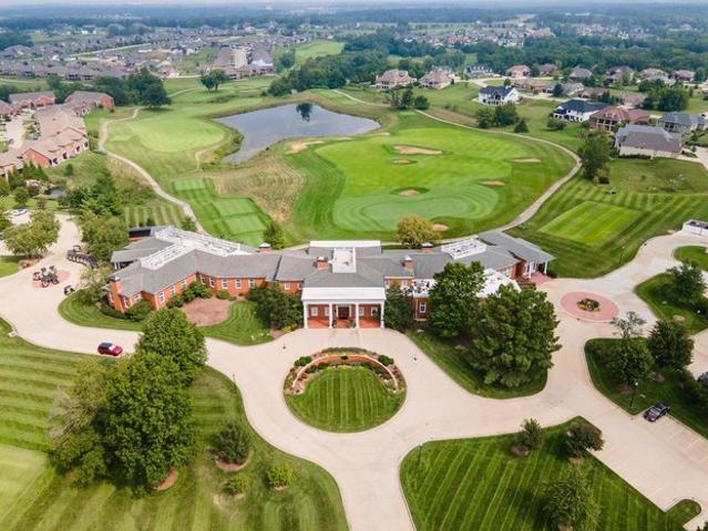 1718 Linkside Dr, Columbia, MO 65201