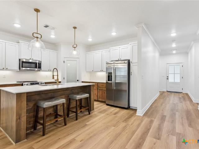 1718 Paint Horse Trail