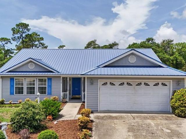 1718 Pharview Dr SW, Ocean Isle Beach, NC 28469
